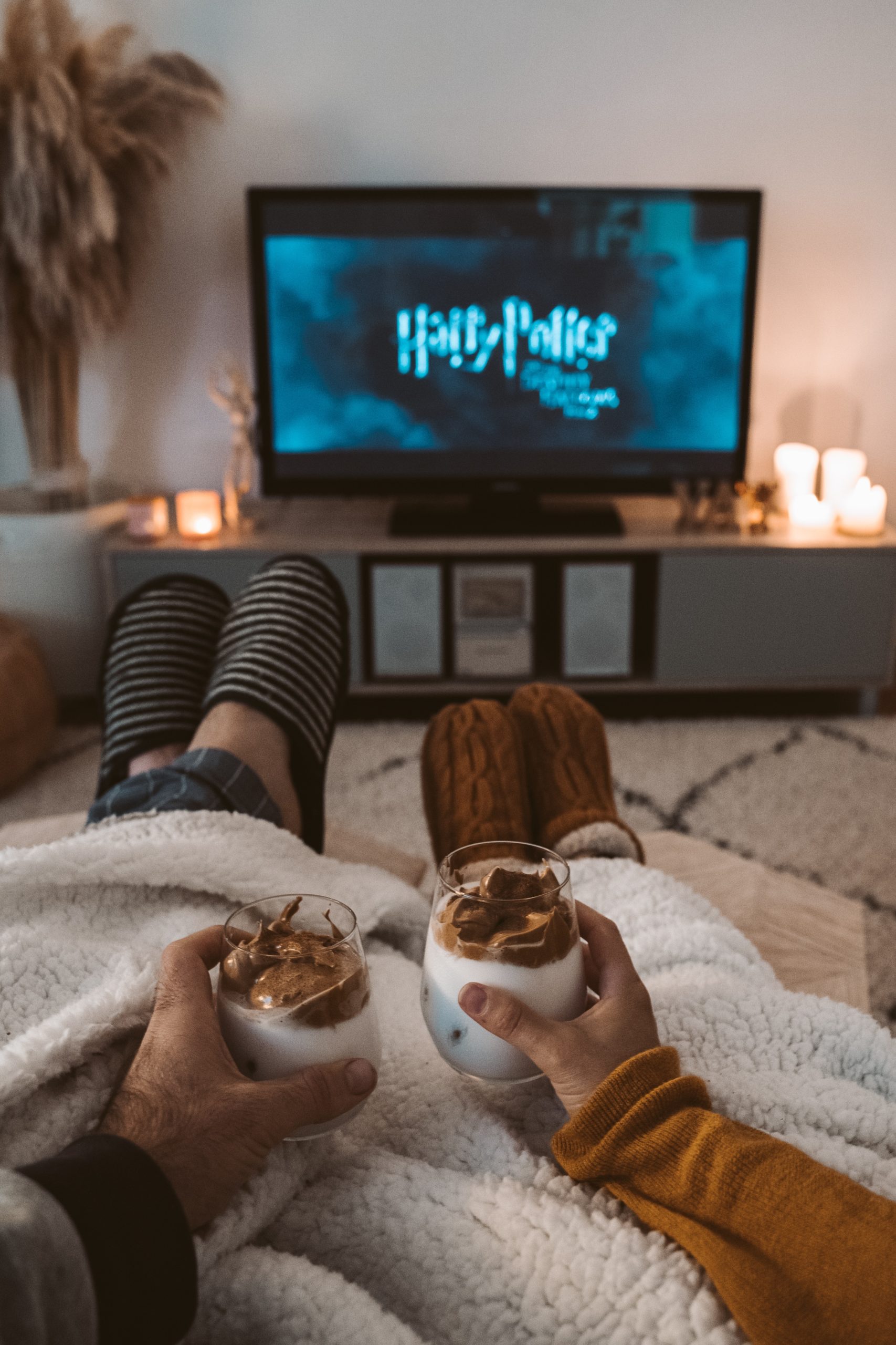 Ultimate Halloween Movie Night | 50+ Halloween Movie Ideas + Halloween ...